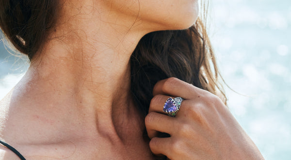 Chrome Diopside vs. Emerald: Gemstone Comparison | BlackTreeLab