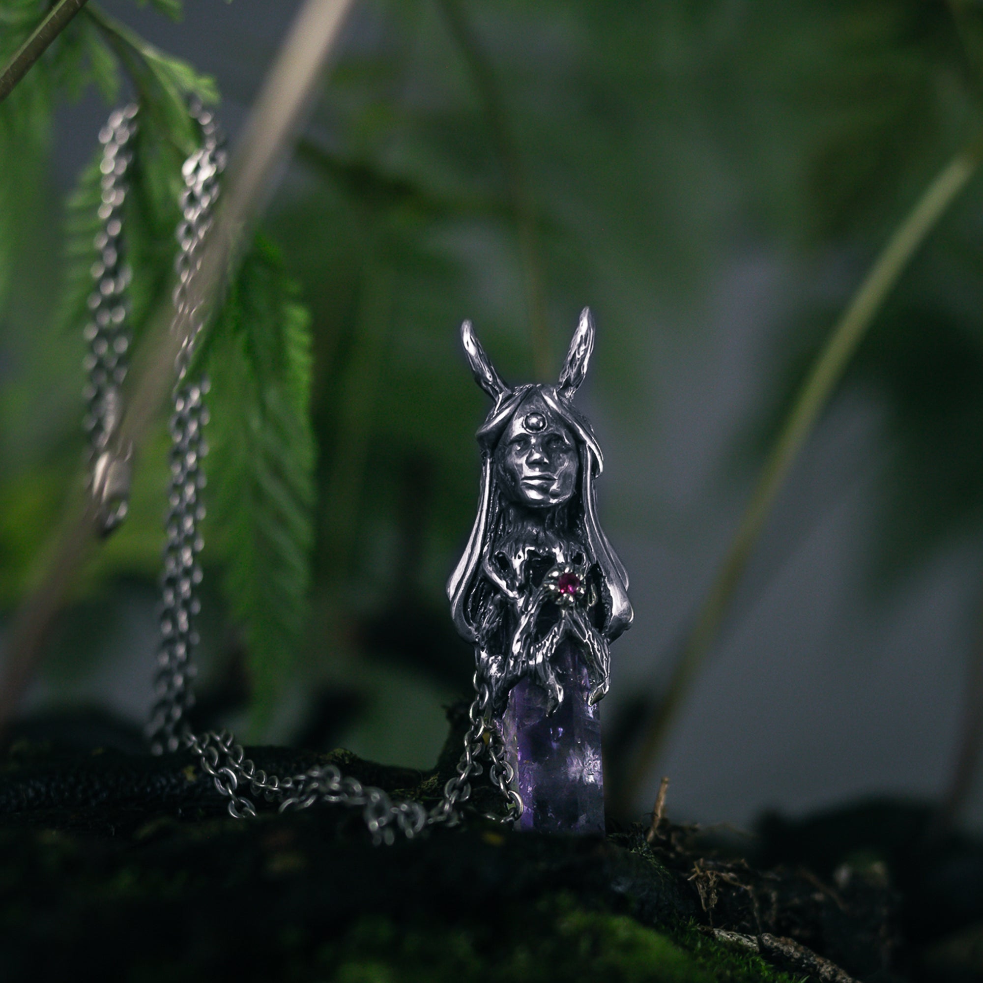 Silver pendant with Amethyst Crystal “Gaia” | BlackTreeLab