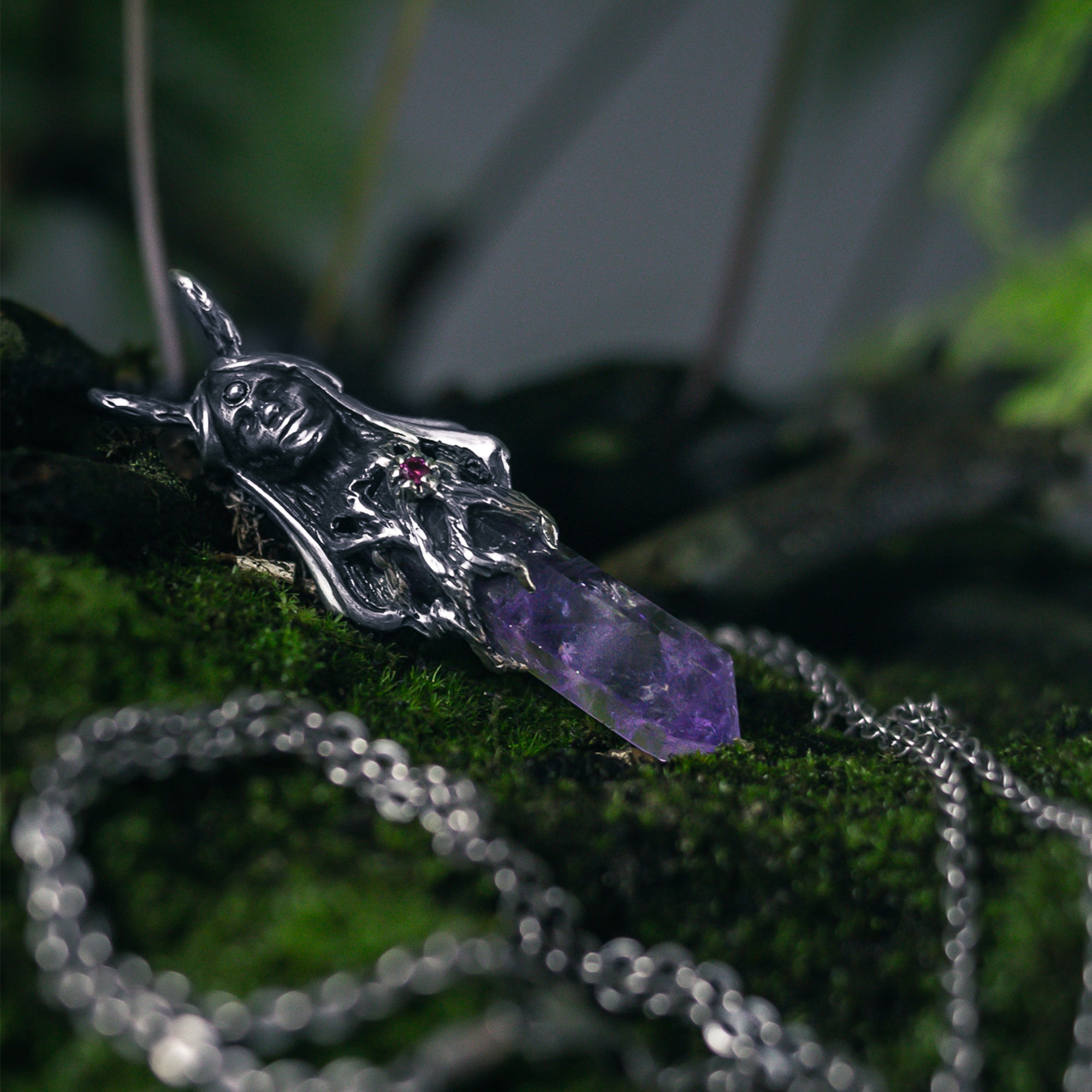 Silver pendant with Amethyst Crystal “Gaia” | BlackTreeLab