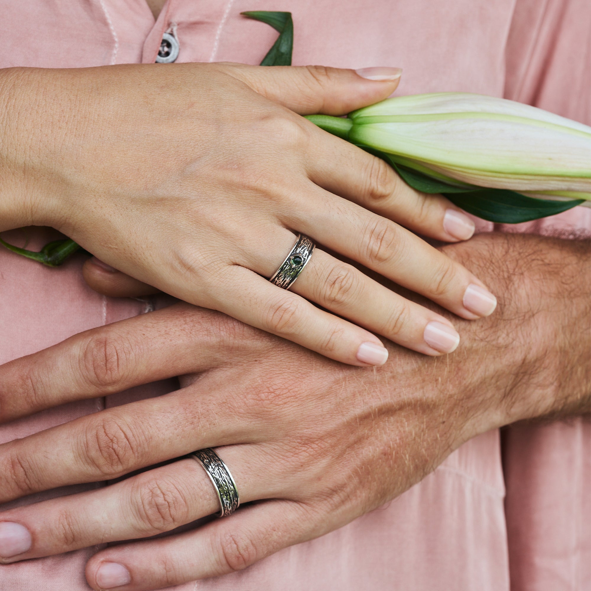"Moss" Engagement Rings Set for Male and Female | BlackTreeLab