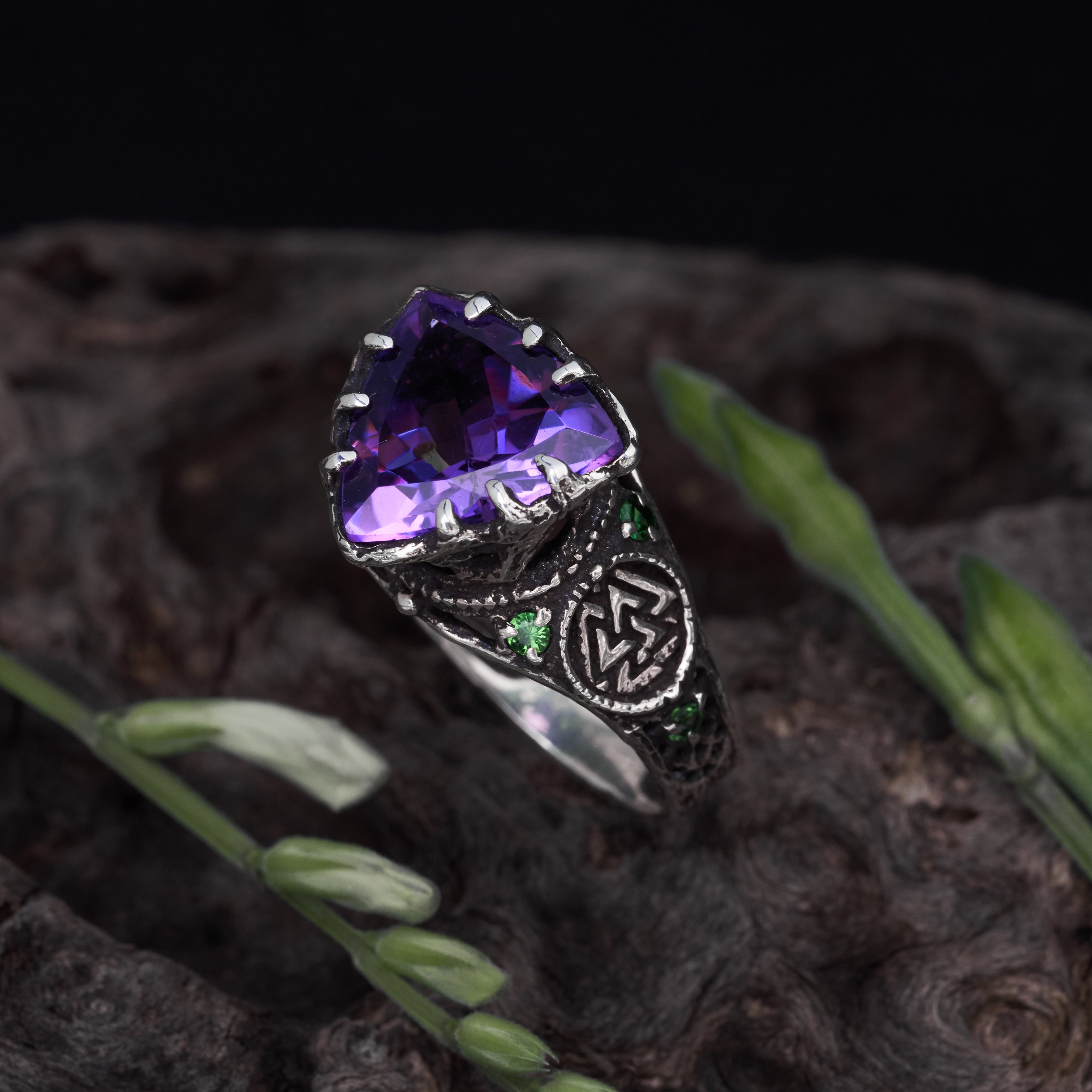 Sterling Silver Amethyst "Portal" Ring | BlackTreeLab