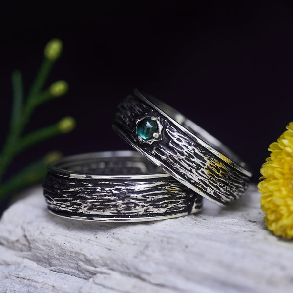 "Moss" Engagement Rings Set for Male and Female | BlackTreeLab